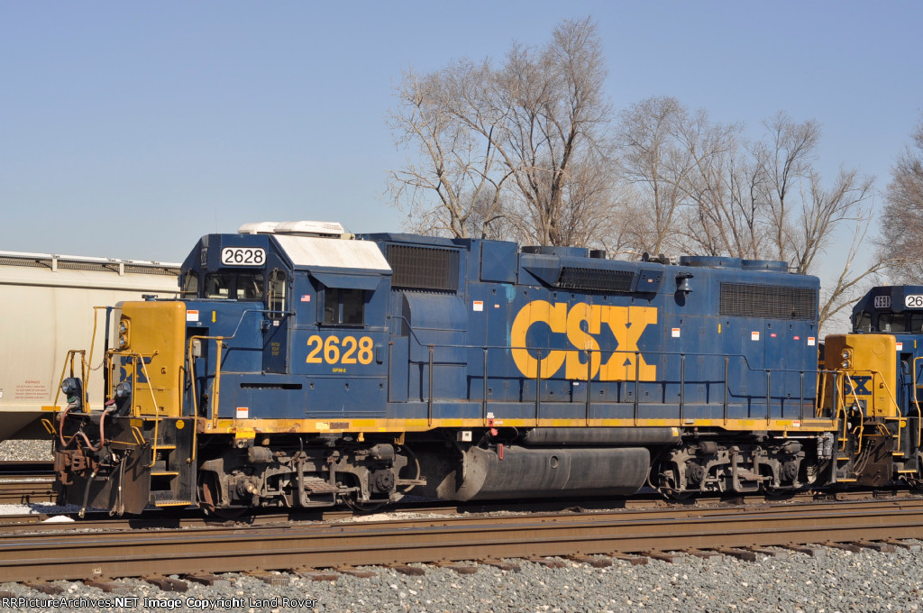 CSXT 2628 On CSX Y 101 - 07
